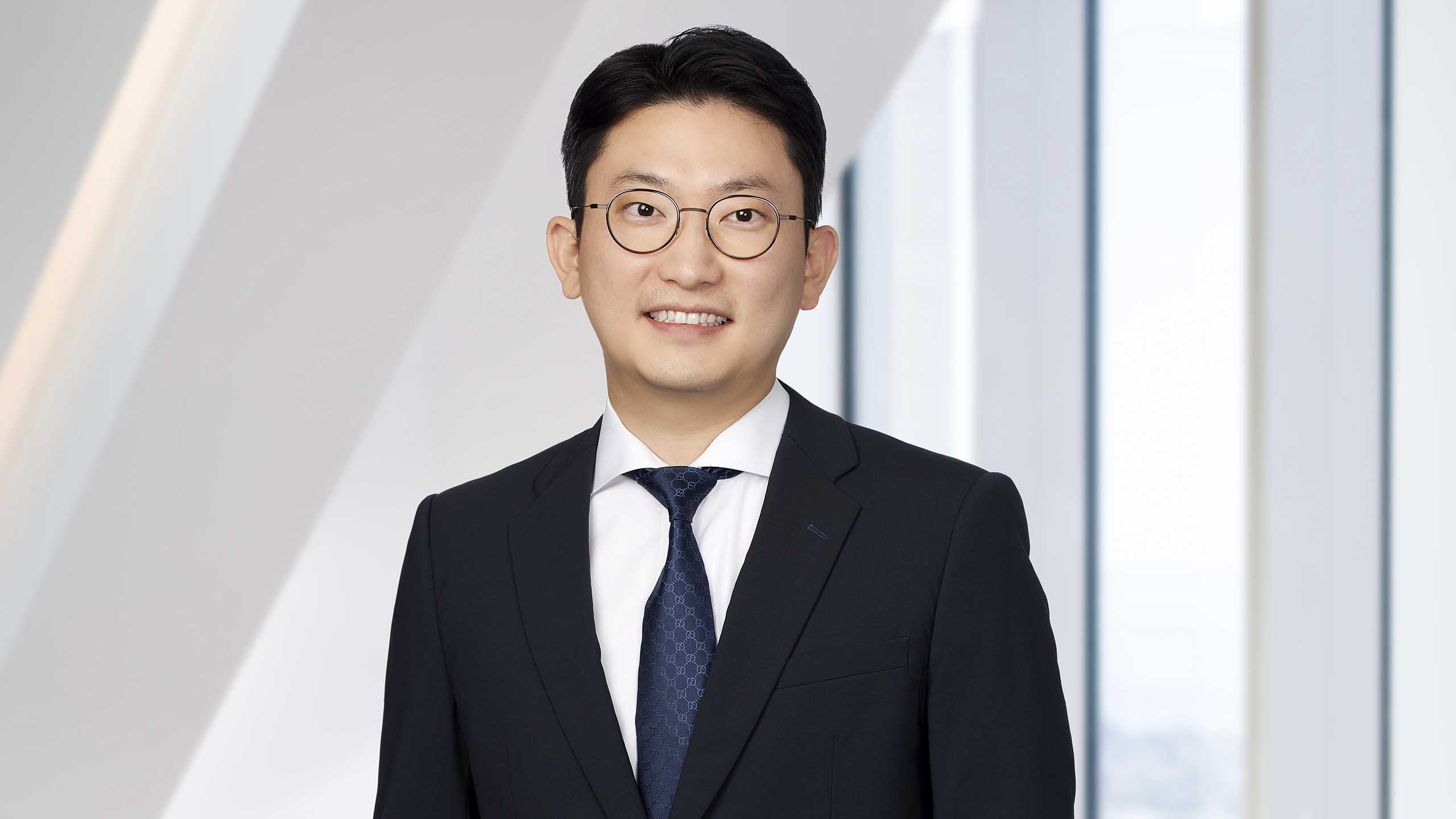 Simon Son | PIMCO