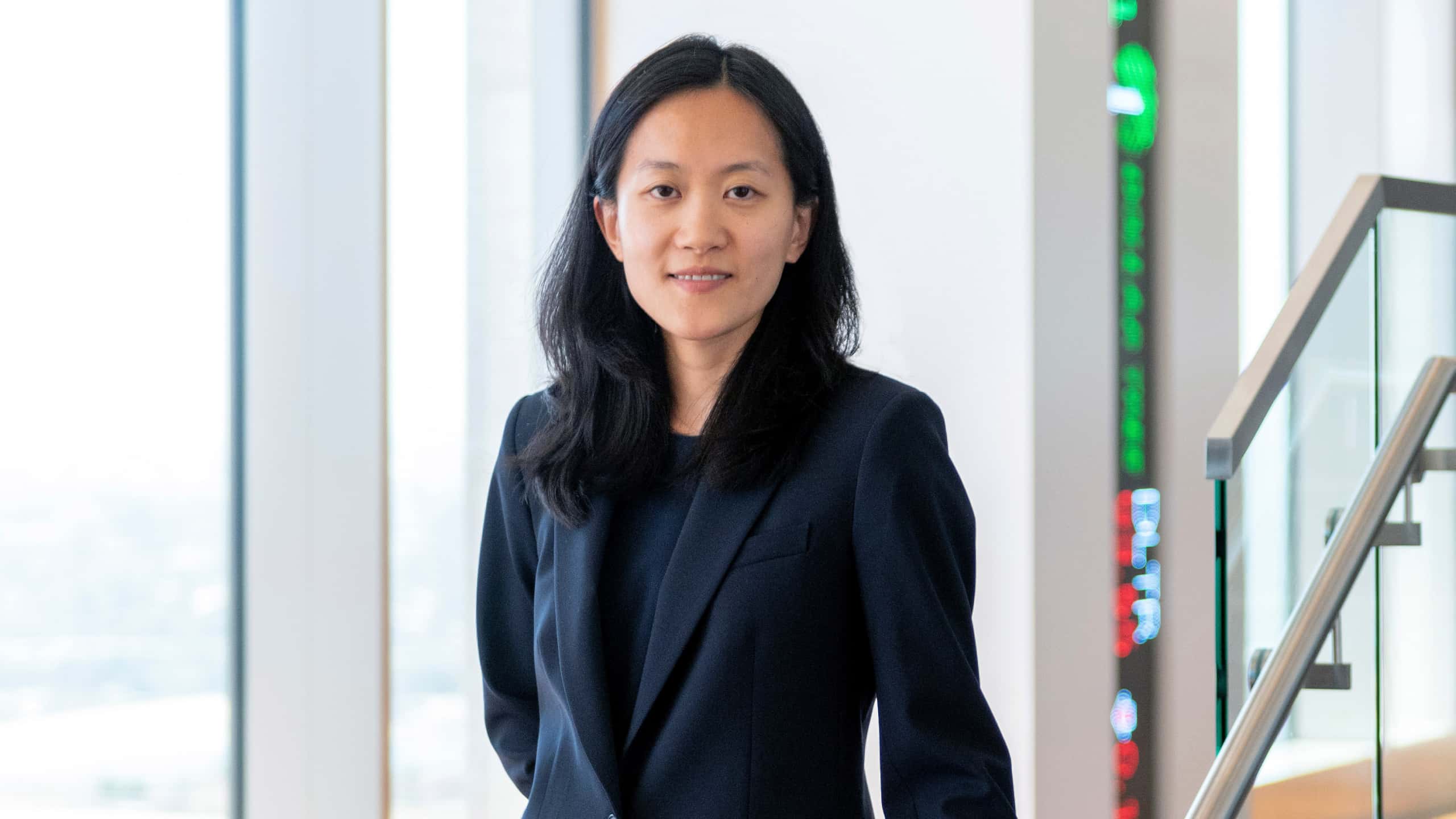 Stacey Shi | PIMCO