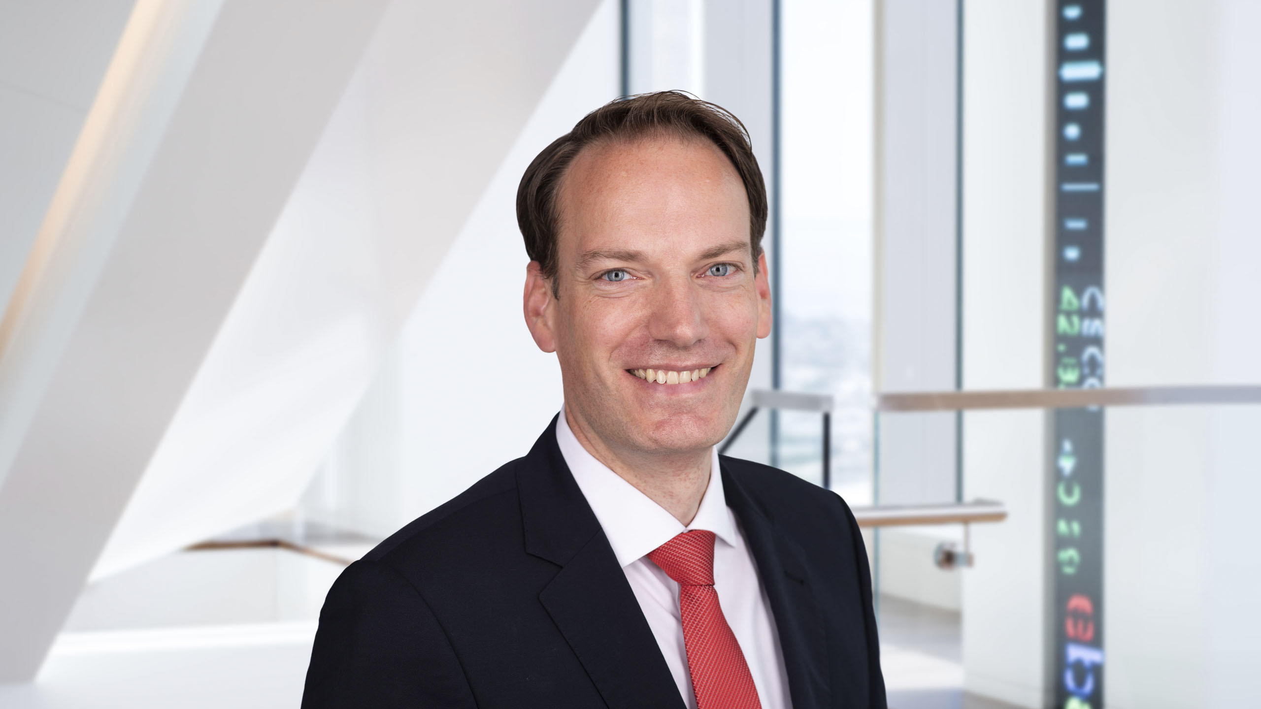 Patrick Schneider | PIMCO