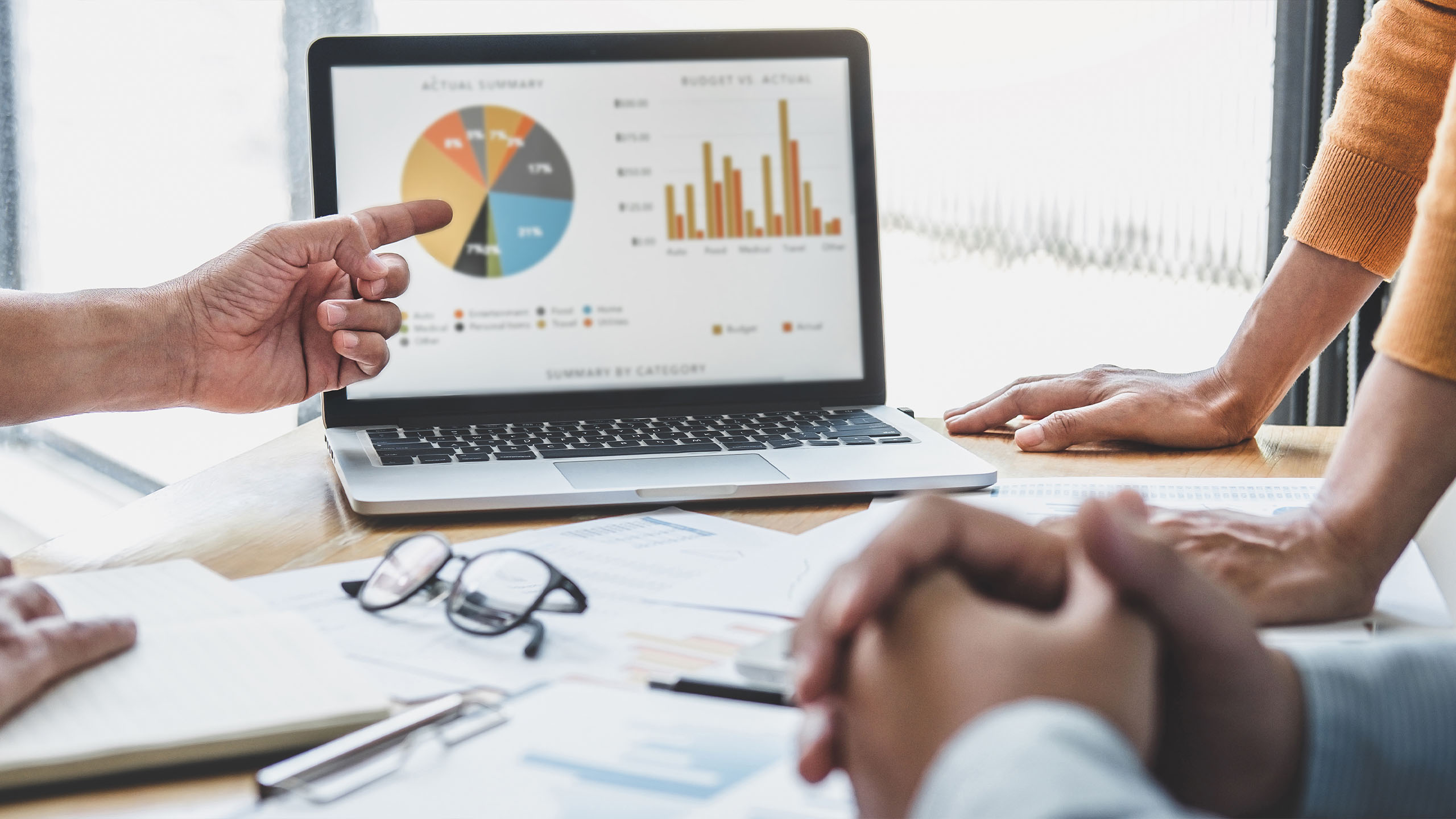 BONDS 101: Comparing Stocks and Bonds | PIMCO