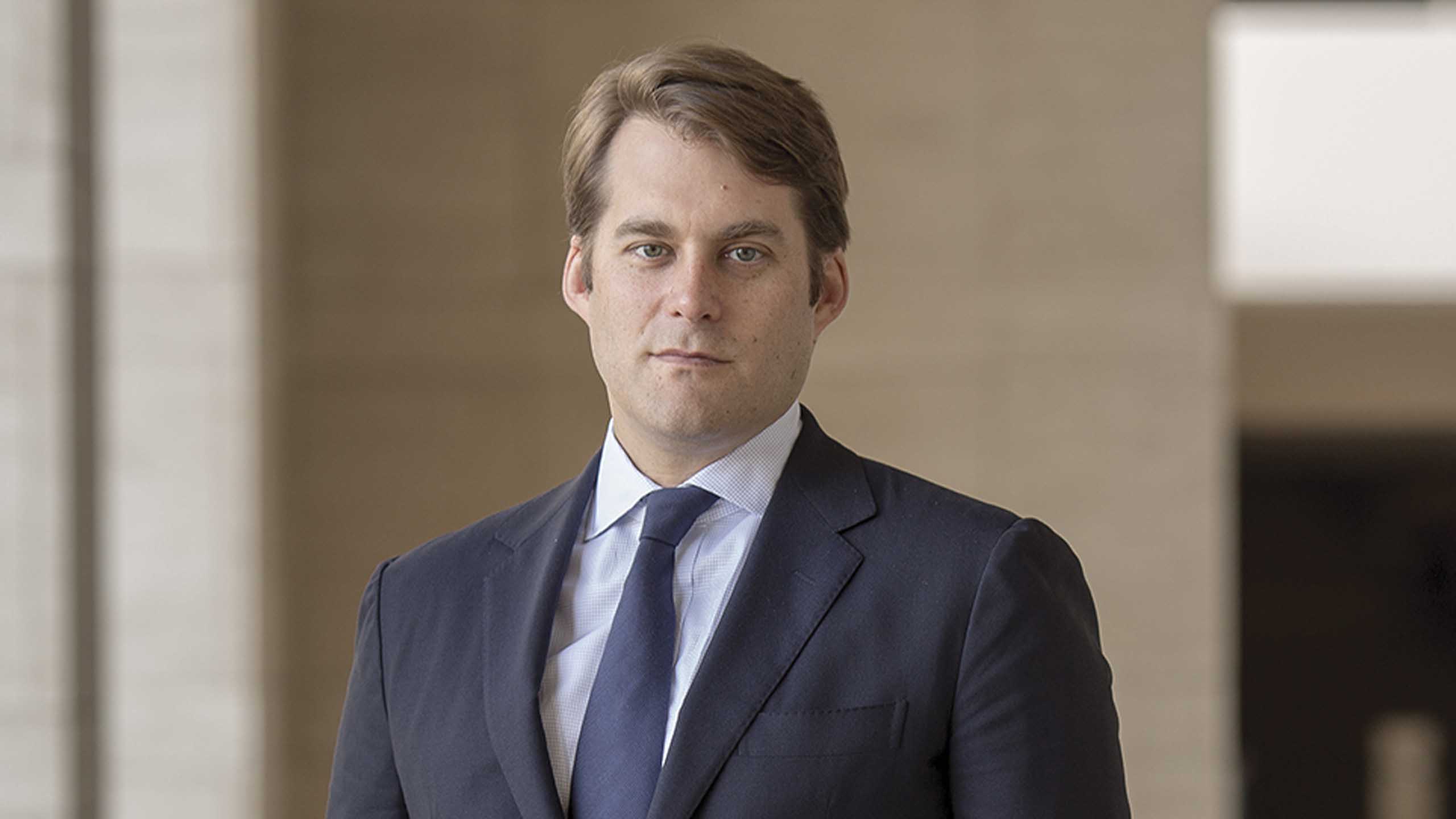 Gregory Hall | PIMCO